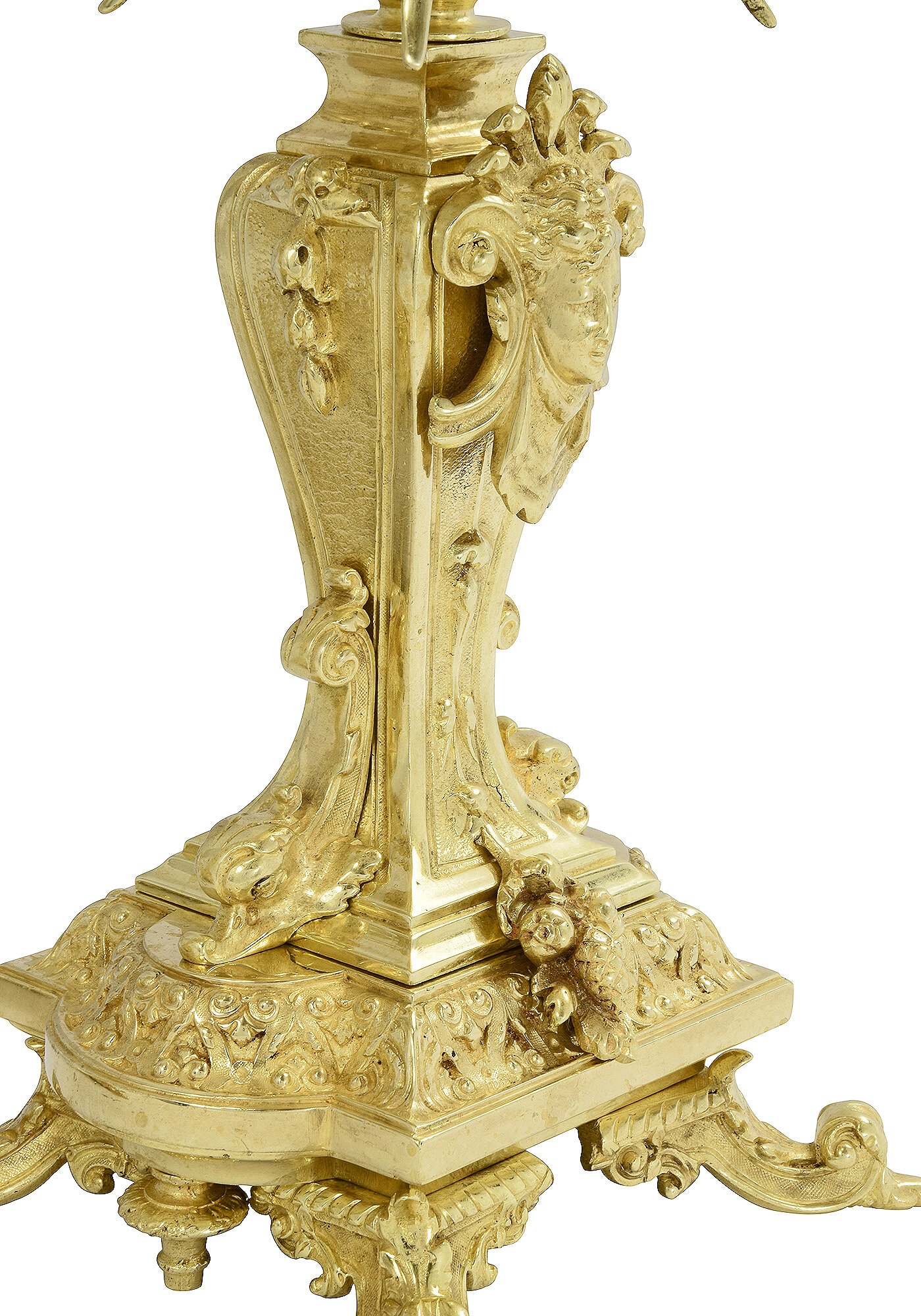 Paire de chandeliers aux chimères style Renaissance – Pendule ancienne ...