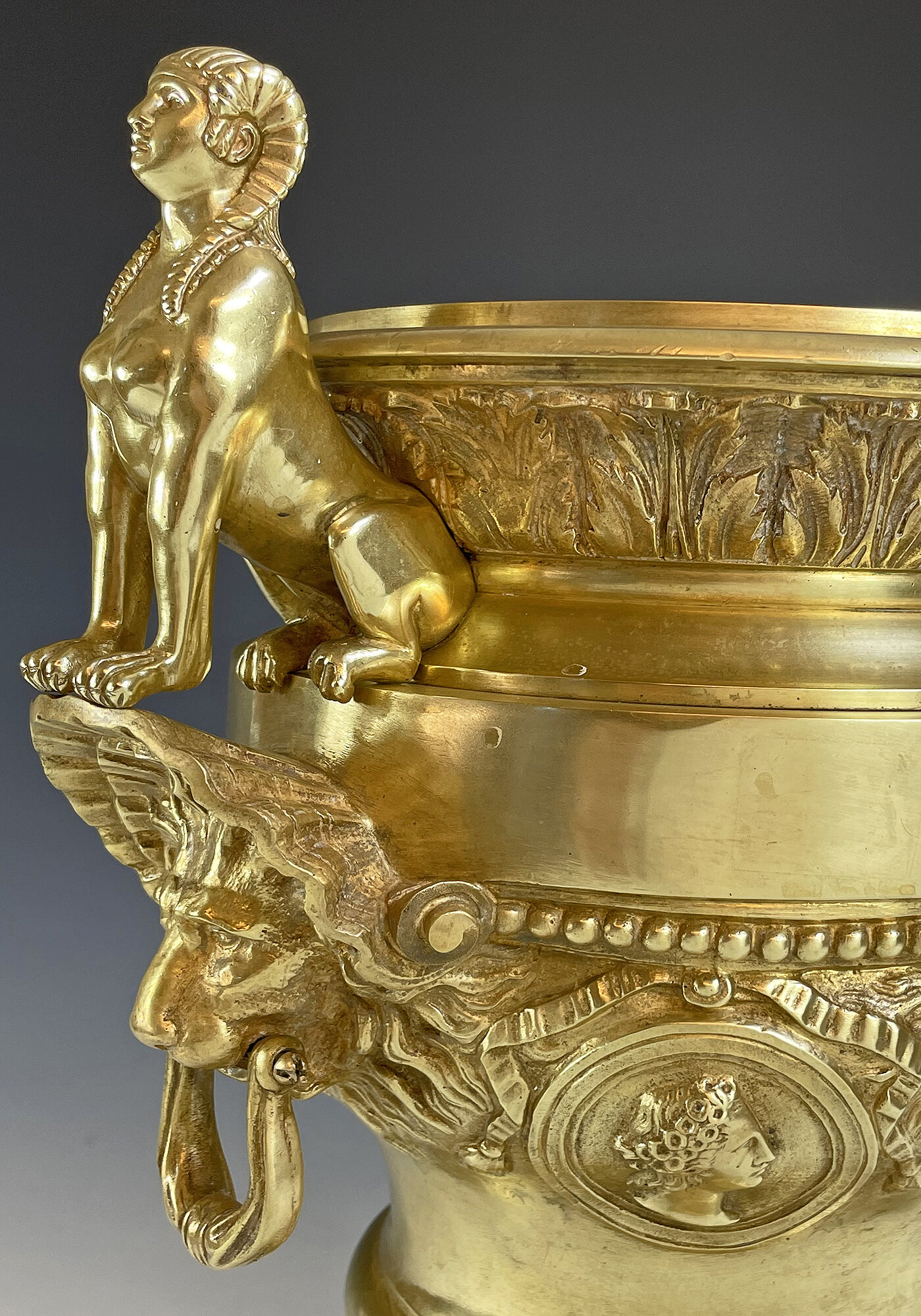 Grand vase Médicis style Empire XIXème – Pendule ancienne et objets d ...